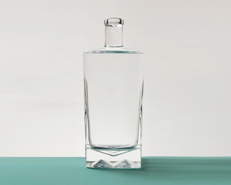 Square Liquor/Alcohol Whiskey Glass Spirits Bottles Wholesale | RSG Glass